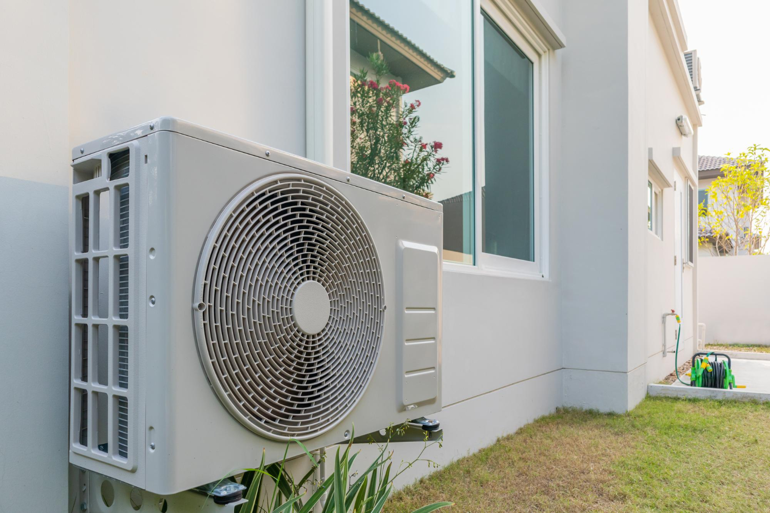 HVAC Warning Signs: Call the Pros in Baton Rouge - 2025